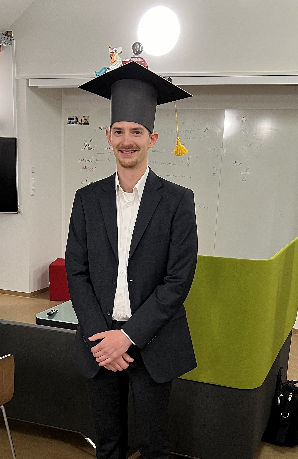 Tobias Handirk successfully defended his PhD thesis